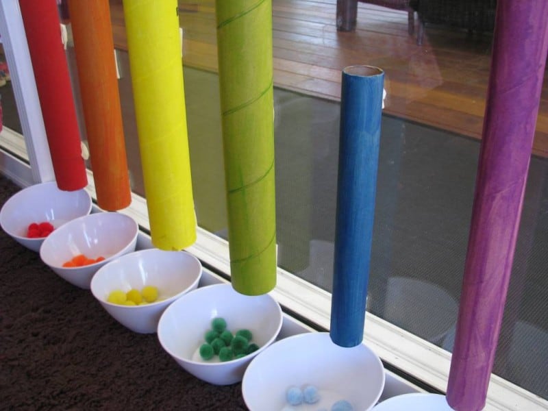 Sorting Colours with Cardboard Tubes | Learning 4 Kids