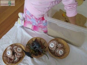 Digging for Dinosaur Fossils Sensory Bin | Learning 4 Kids