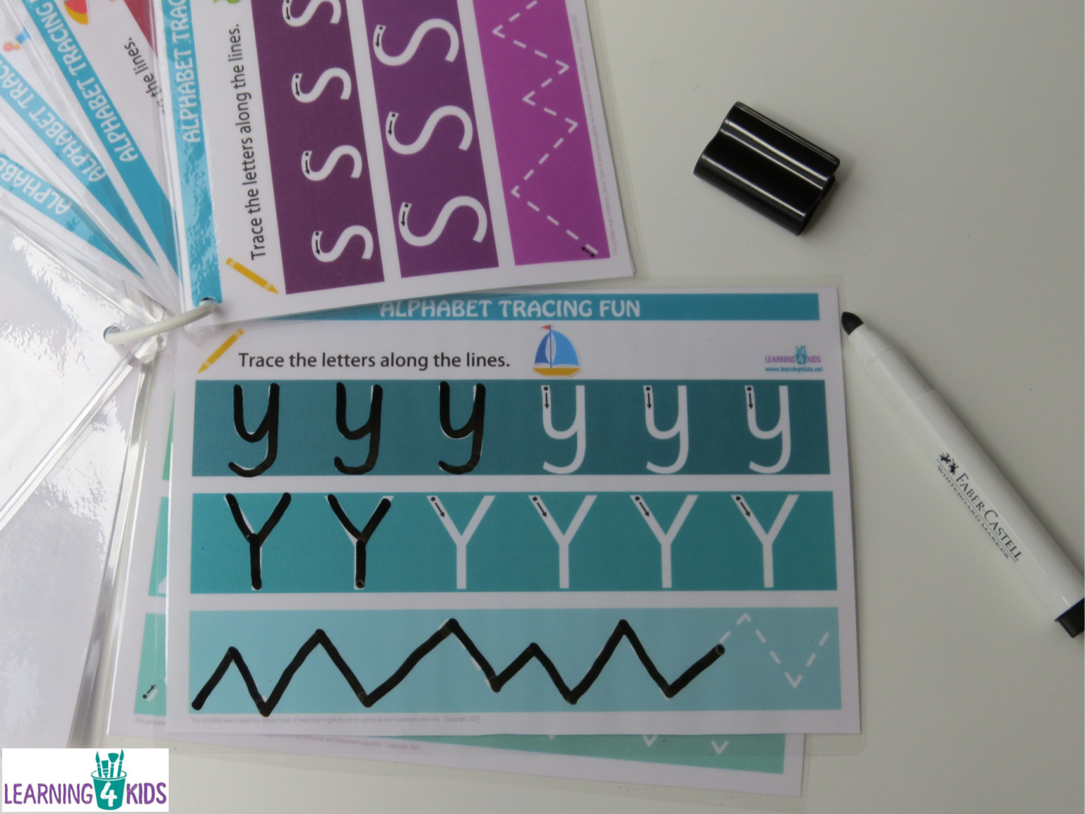 Handwriting Alphabet Tracing Flipbook (New Version) | Learning 4 Kids