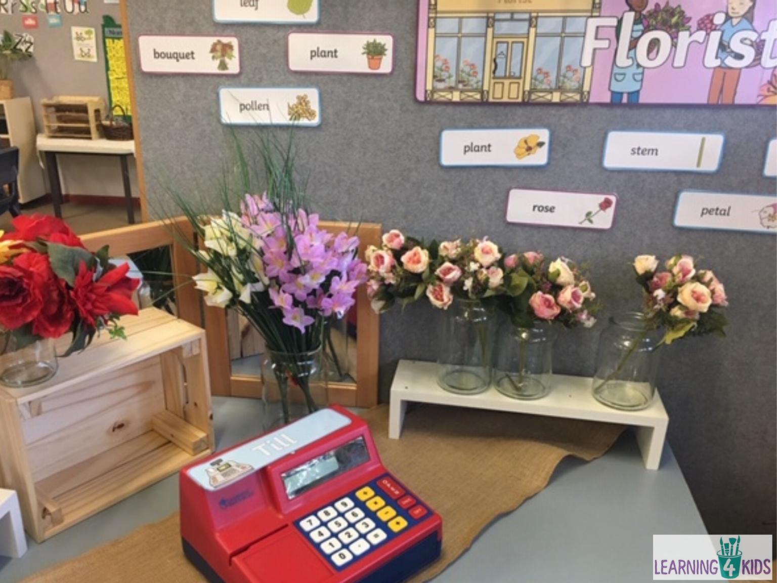 How to Set Up a Role Play Flower Shop? | Learning 4 Kids